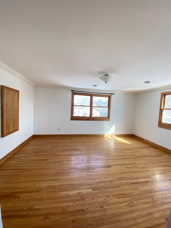 217 Richmond St W - 217 Richmond St W South Saint Paul MN 55075 ...