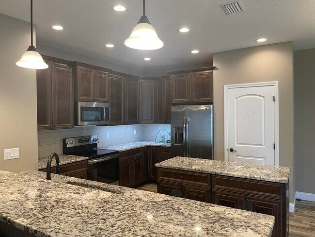 57 Port Dixie Blvd - 57 Port Dixie Blvd Shalimar FL 32579 | Apartment ...