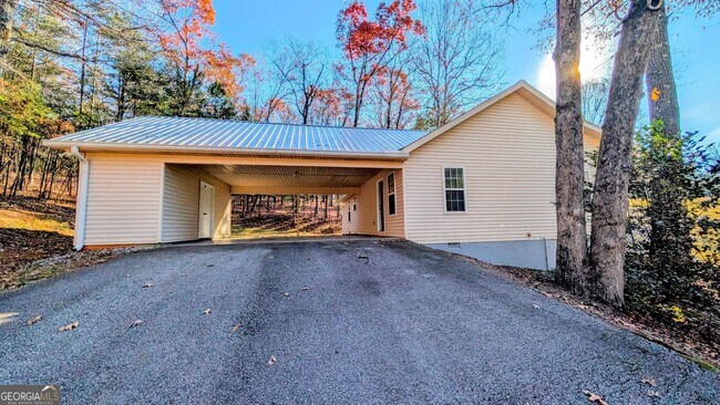 973 Henry Nix Rd - 973 Henry Nix Rd Cleveland GA 30528 | Apartment Finder