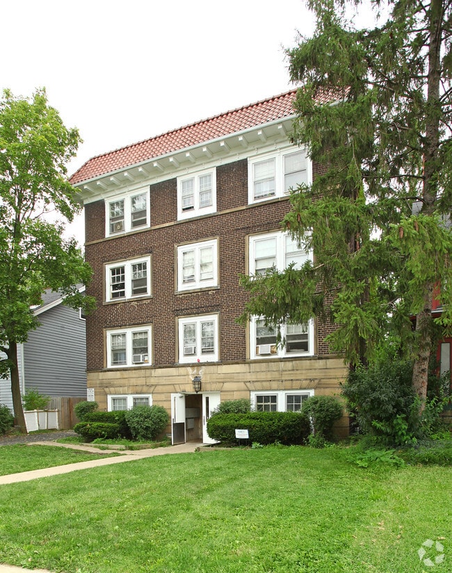 13468 Clifton Blvd - 13468 Clifton Blvd Lakewood OH 44107 | Apartment ...