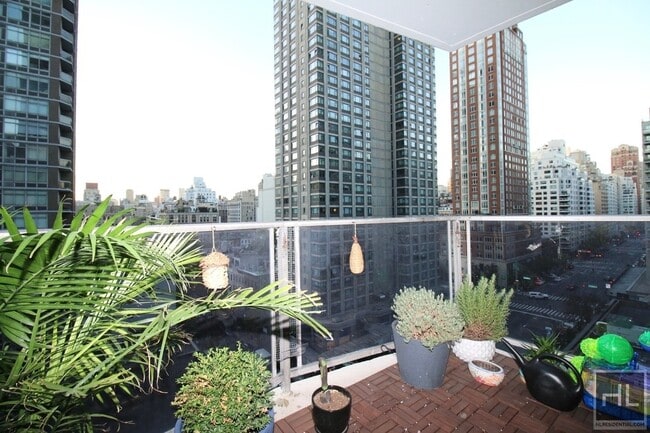 East 64th Street - 200 E 64th St New York NY 10065 | Apartment Finder