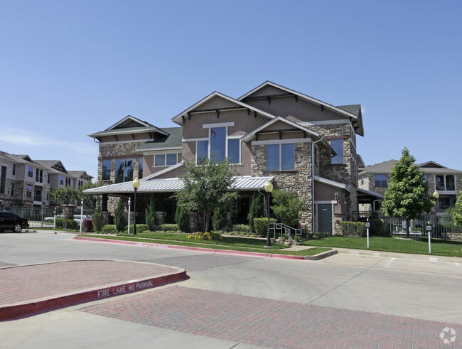 The Mondello - 2000 Highland Rd Dallas TX 75228 | Apartment Finder