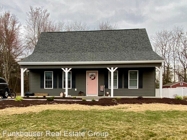 3 br, 2.5 bath House - 11 Evergreen Court - 11 Evergreen Ct Grottoes VA ...