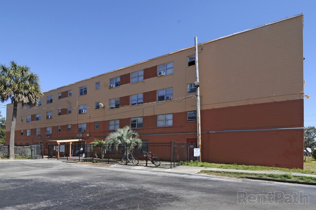Franklin Arms Apartments - Near downtown - Jacksonville, FL | Apartment ...