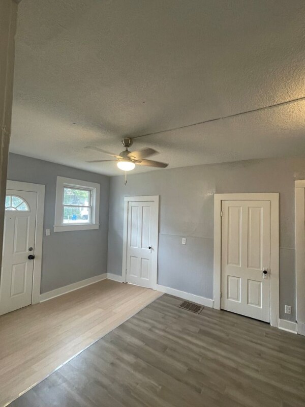 1414 N Brady St - 1414 N Brady St Davenport IA 52803 | Apartment Finder
