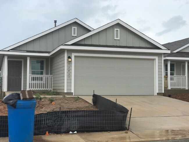 Mission Del Lago - 13431 Ashworth Blvd San Antonio TX 78221 | Apartment ...