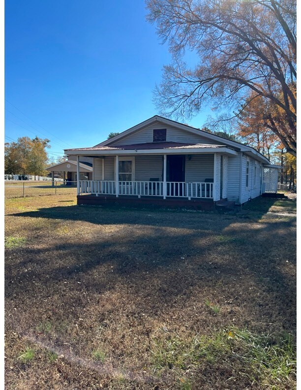 2234 Whorton Bend Rd - 2234 Whorton Bend Rd Gadsden AL 35901 ...