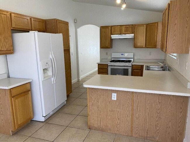 First Show: The first open showing is on 2/4 at 4PM. Please be prompt ...