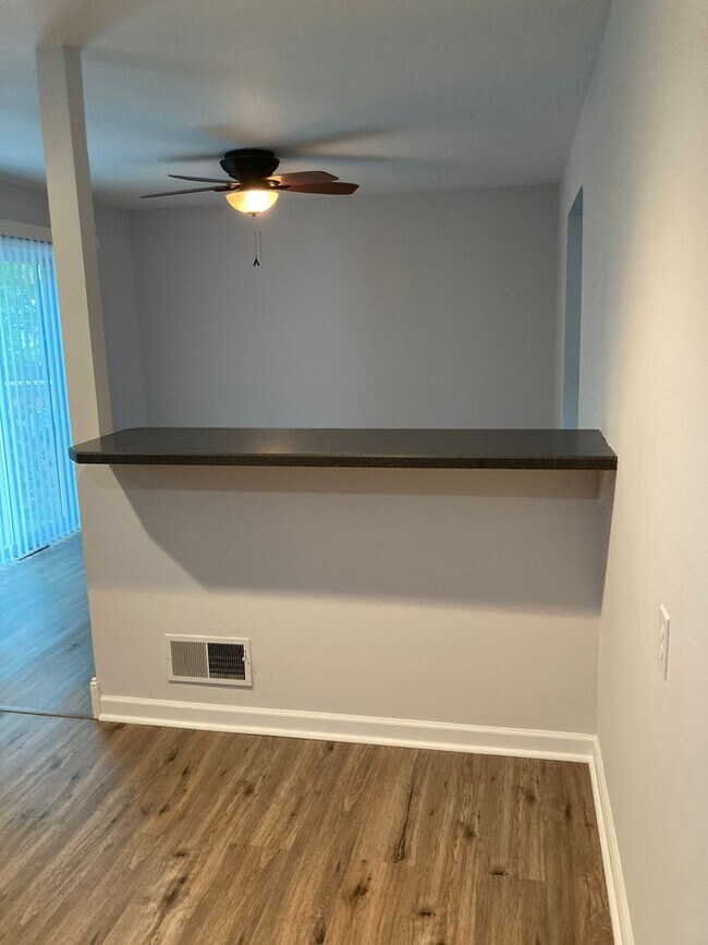 Updated 3 bedroom single family home in Ne... - 4 Kitty Ln Newark DE ...