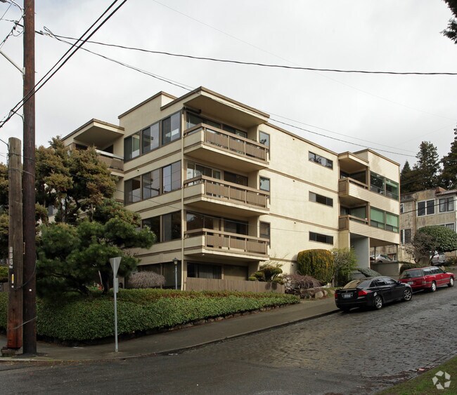 Franklin Terrace - 2200 Franklin Ave E Seattle WA 98102 | Apartment Finder