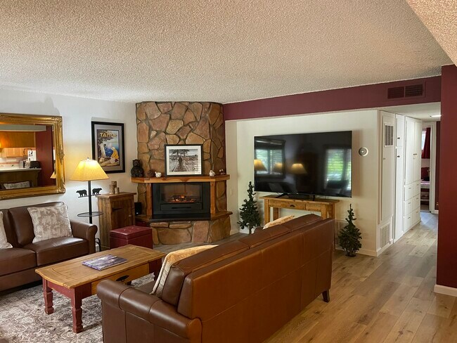 1139 Herbert Ave - 1139 Herbert Ave South Lake Tahoe CA 96150 ...
