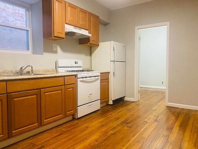 52 Broadway - 52 Broadway Jersey City NJ 07306 | Apartment Finder