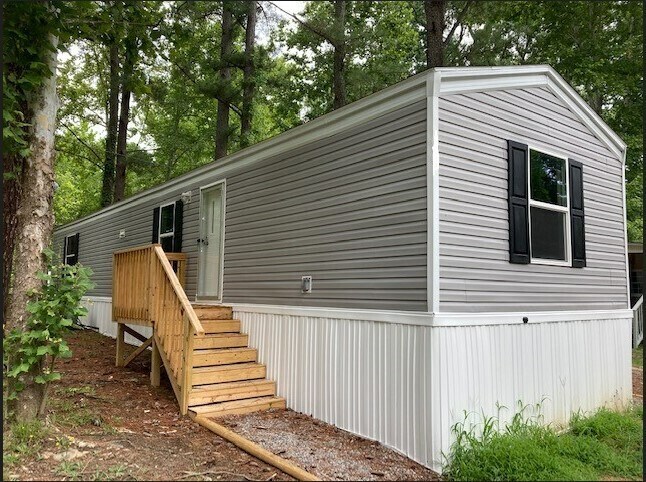 The Oaks MHC Rent to Own!! - 107 Fieldcrest Dr Rocky Mount NC 27804 ...