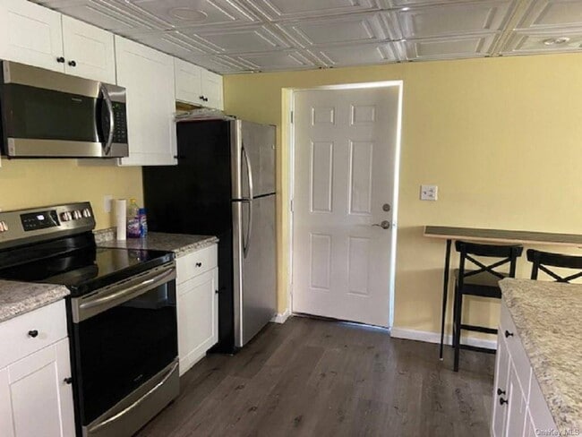 611 Sand Hill Rd - 611 Sand Hill Rd Gardiner NY 12525 | Apartment Finder
