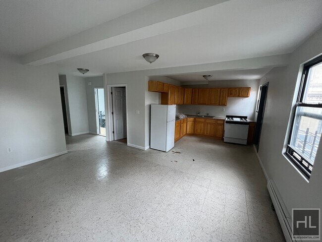 3 AVENUE - 2776-2773 3rd Ave. The Bronx NY 10455 | Apartment Finder