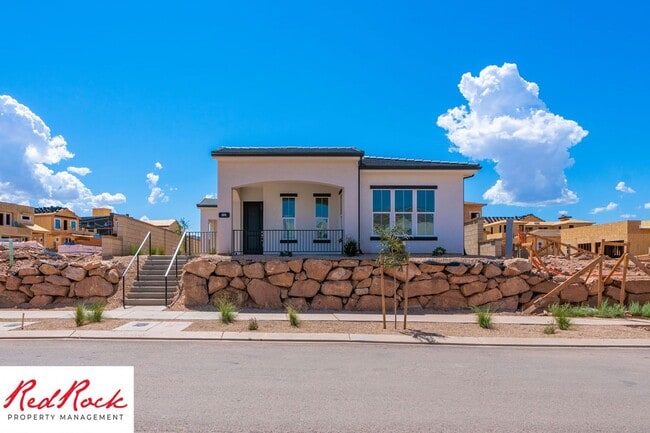 Like New 3 Bedroom Townhome in Desert Color - 737 W Claystone Dr St ...