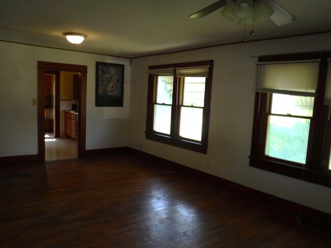 4505 Maxwell Rd - 4505 Maxwell Rd Saint Joseph MO 64505 | Apartment Finder