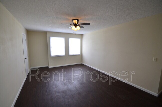 2791 L B McLeod Rd - 2791 L B McLeod Rd Orlando FL 32805 | Apartment Finder