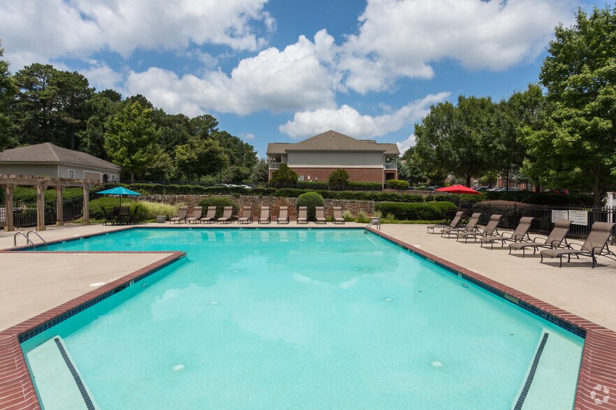 Chapel Run - 4522 Snapfinger Woods Dr Decatur GA 30035 | Apartment Finder