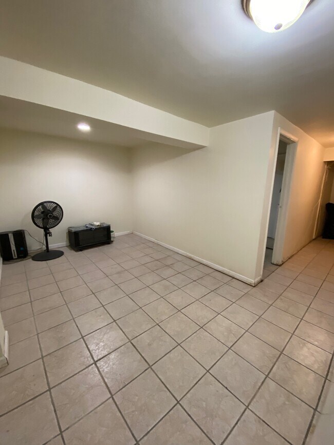 4489 Kings Hwy - 4489 Kings Hwy Brooklyn NY 11234 | Apartment Finder
