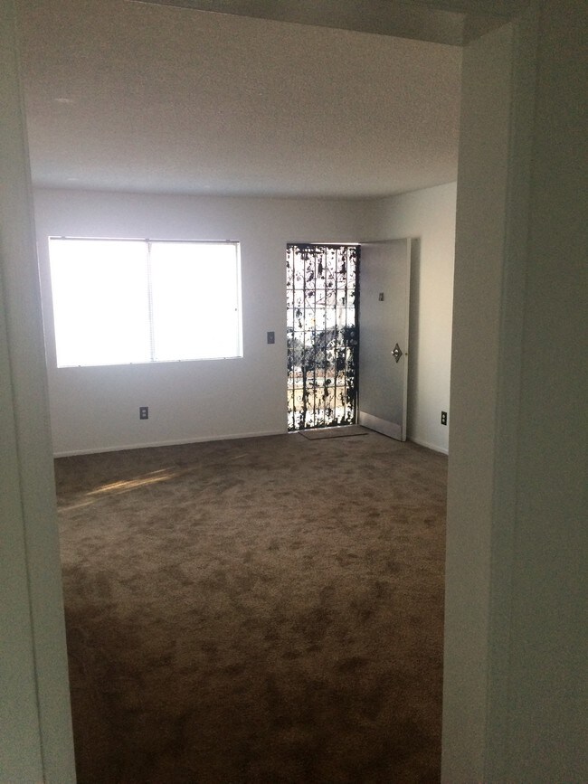 320 Welcome St - 320 Welcome St Los Angeles CA 90026 | Apartment Finder