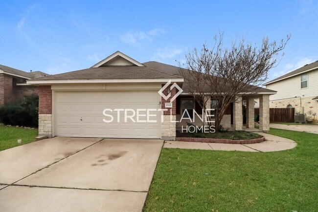 Updated 4 bedroom, 3 full bath home in Rou... - 1532 Tonia Loop Round ...