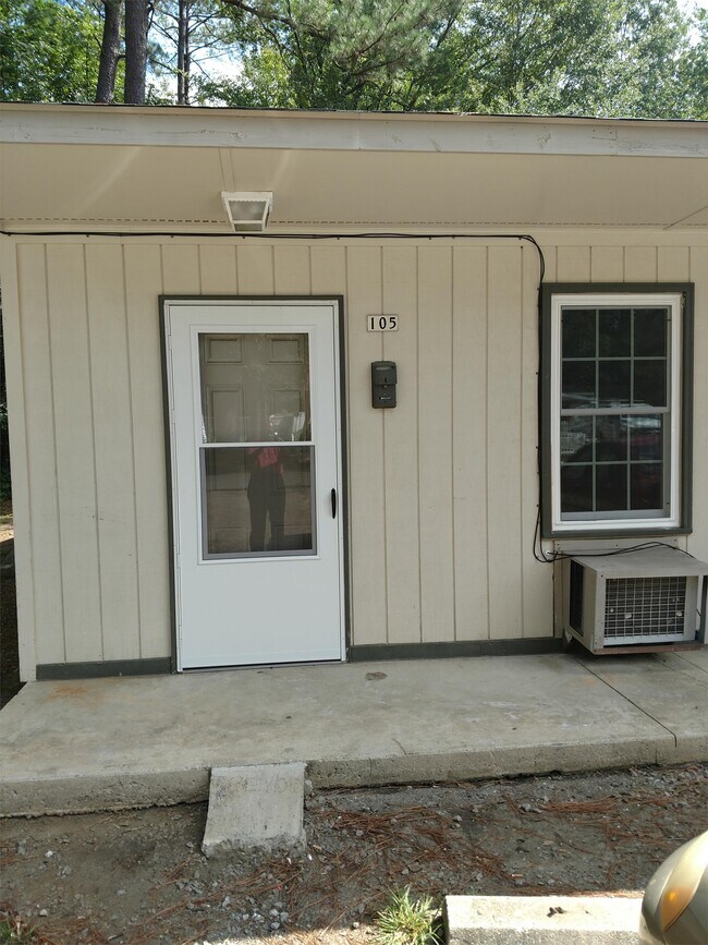 105 S 6th St 105 S 6th St Sanford NC 27330 Apartment Finder 105-s-6th-st-105-s-6th-st-sanford-nc-27330-apartment-finder