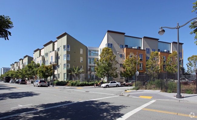 Crescent Cove Apartments - 420 Berry St San Francisco CA 94158 ...