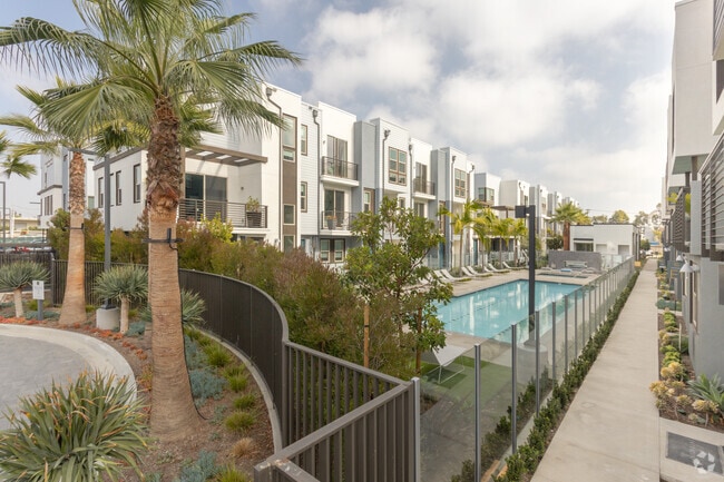 MDL - 17822 Gillette Ave Irvine CA 92614 | Apartment Finder