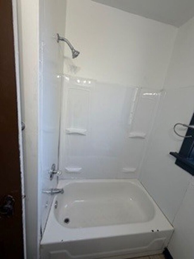 Bingham Apartments - 3543-3543 Bingham Ave St. Louis MO 63111 ...