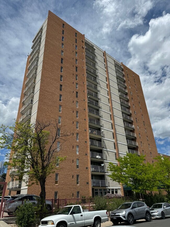 High Rise Condo off 9th and Colorado Blvd - 955 Eudora St Denver CO ...