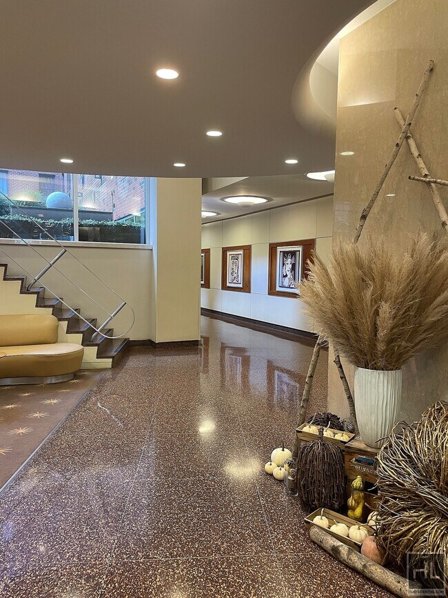 East 79th Street - 435 E 79th St New York NY 10075 | Apartment Finder