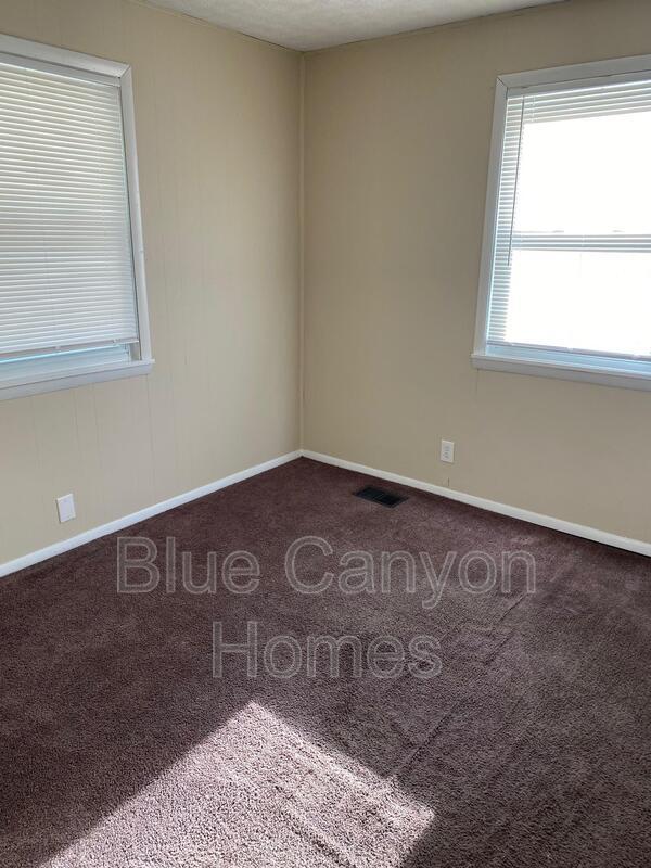 3323 Van Winkle Dr - 3323 Van Winkle Dr Louisville KY 40216 | Apartment ...