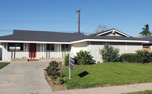 Huntington Beach 3 Bed, 2 Bath House for L... - 15331 La Salle Ln ...