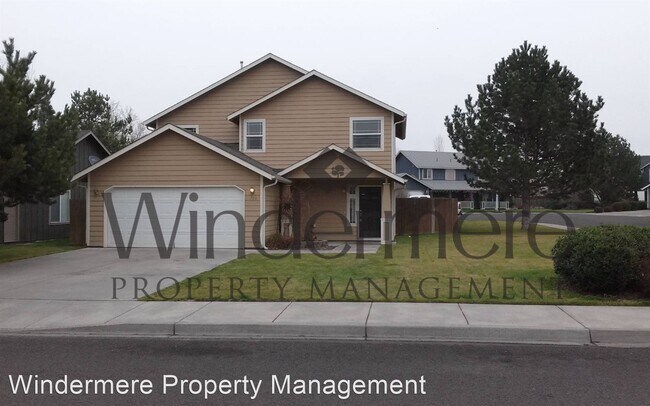 3 br, 3 bath House - 1243 SE Newgate Drive - 1243 SE Newgate Dr College ...