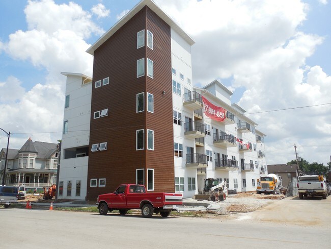 Soel District Lofts - 430 E Elm St Springfield MO 65806 | Apartment Finder