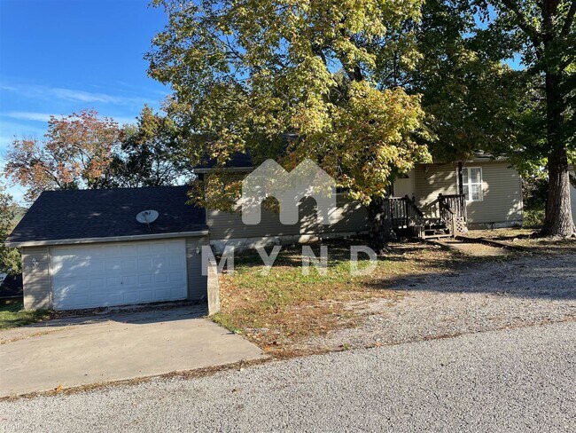 3 br, 2 bath House - 41 Clear Cove - 41 Clear Cove Dr Reeds Spring MO ...