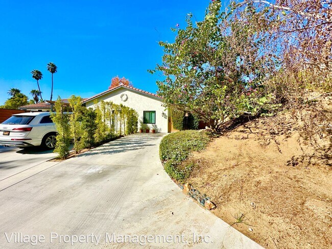 1 br, 1 bath House - 3676 Oak Cliff Drive ... - 3676 Oak Cliff Dr ...