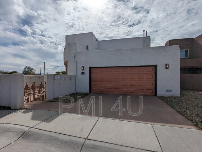 2100 San Venito Rd NW - 2100 San Venito Rd NW Albuquerque NM 87104 ...