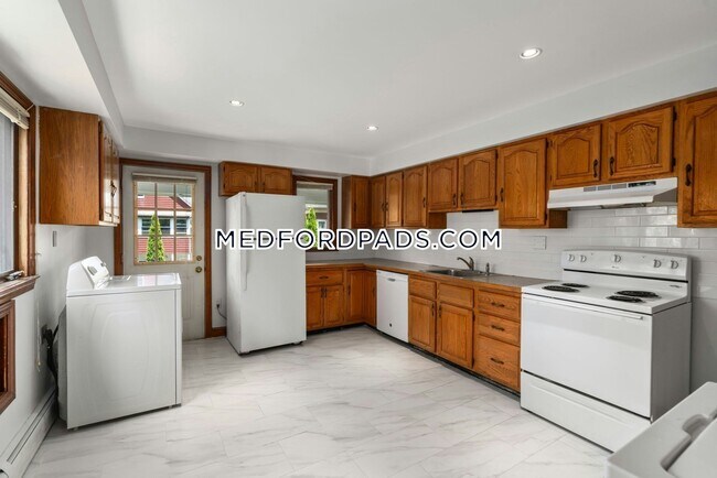 23 Emery St - 23 Emery St Medford MA 02155 | Apartment Finder