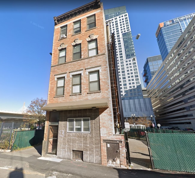 42 Lomasney Way - 42 Lomasney Way Boston MA 02114 | Apartment Finder