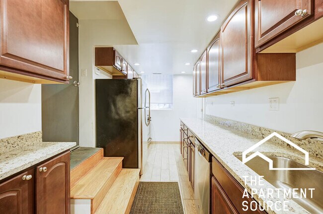 1333 W Addison St - 1333 W Addison St Chicago IL 60613 | Apartment Finder