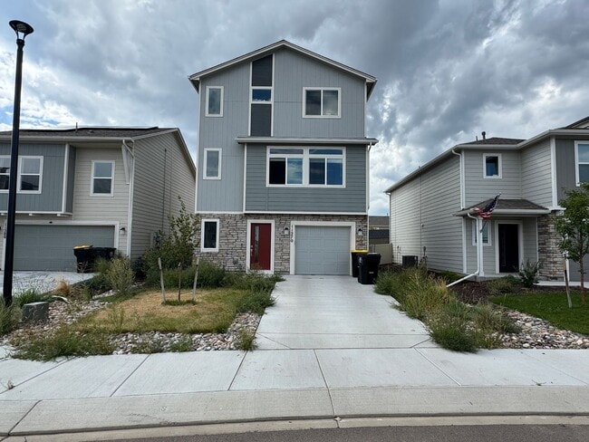Stylish 3-Bedroom Home Near Military Bases... - 11270 Feliz Wy Fountain ...
