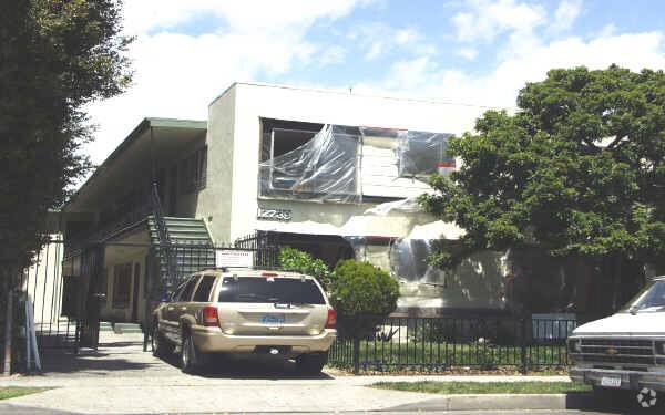 12739 Caswell Ave - 12739 Caswell Ave Los Angeles CA 90066 | Apartment ...