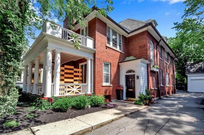 11 Granger Pl - 11 Granger Pl Buffalo NY 14222 | Apartment Finder