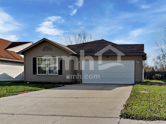 8421 Country Meadows Drive - 8421 Country Meadows Dr Indianapolis IN ...