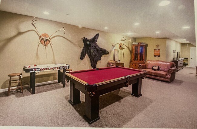 10493 Fox Trace - 10493 Fox Trace Zionsville IN 46077 | Apartment Finder