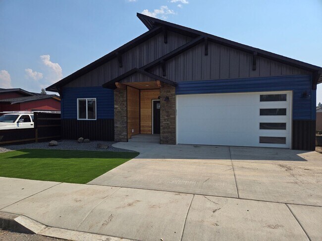 3-Bed, 2-Bath New Construction Rancher Loc... - 212 Annie Dr Coeur d ... 3-Bed, 2-Bath New Construction Rancher Loc... - 212 Annie Dr Coeur d ...