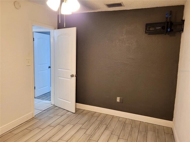 10803 N Armenia Ave - 10803 N Armenia Ave Tampa FL 33612 | Apartment Finder