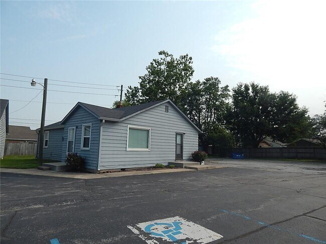 8823 Madison Ave - 8823 Madison Ave Indianapolis IN 46227 | Apartment ...